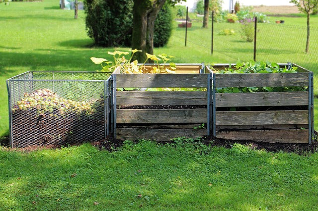 How to Build Your Own Compost Bin – Cascade Manufacturing