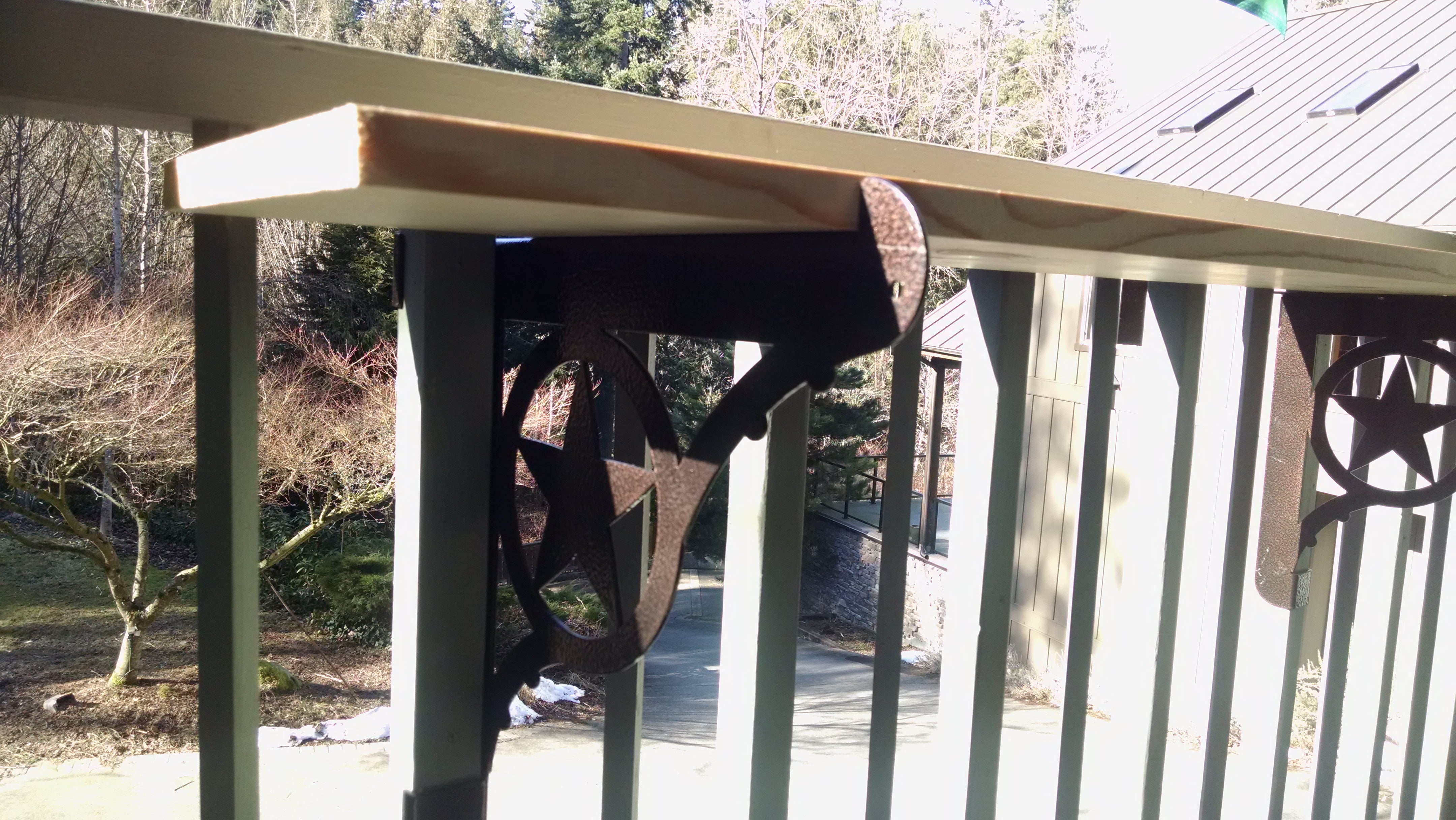 Deck Brackets – Cascade Manufacturing